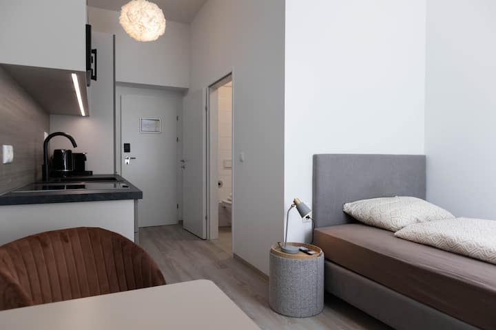 Charming Studio For One – Close To Nature & Modern - Bad Ischl