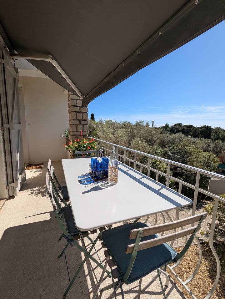 A 800 Mètres Du Port De Bandol, Parking, Jardin - Bandol