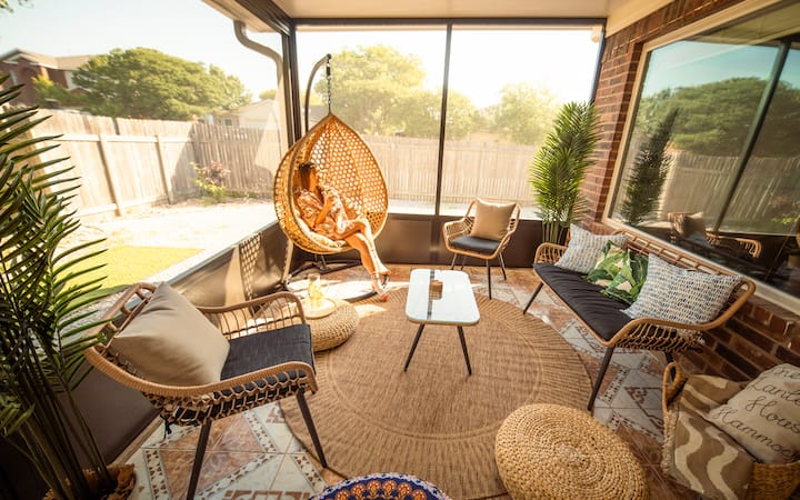 The Lantern House Experience In Tx! - Wells Branch Parkway – Austin