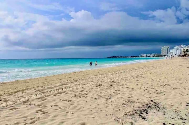 Beach Condo In The Heart Of Paradise - Cancún