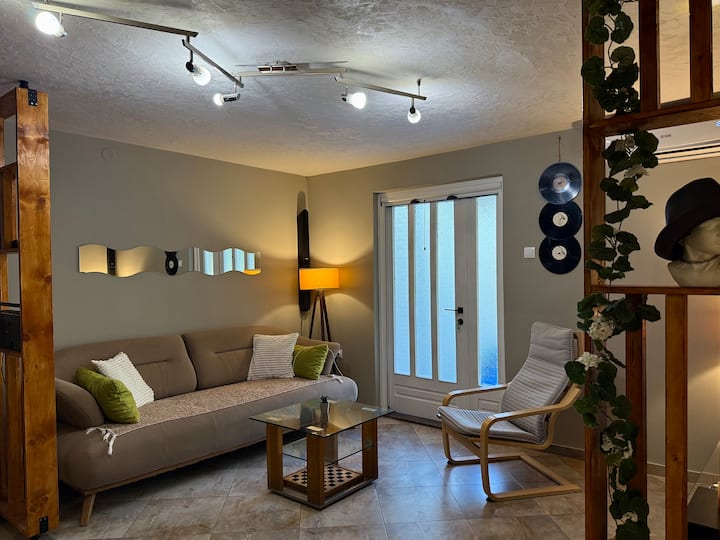 Spin Inn - Private Getaway In Kotor Bay - Kotor