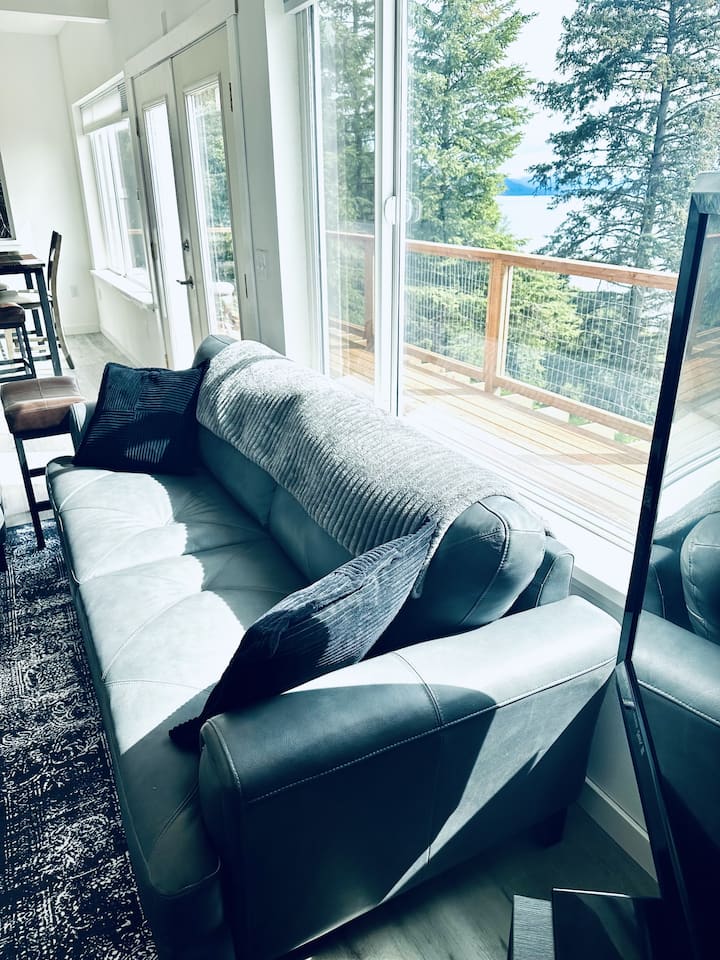 Paradise Suites Eagle's Nest In Homer Alaska - Homer, AK