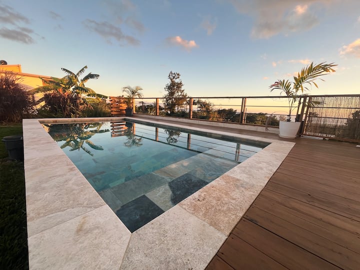 Charmant Logement Vue Mer, Piscine Partagée - La Réunion