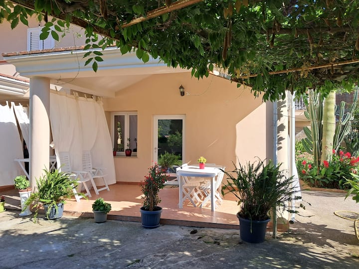 Casa Vacanze Con Giardino - Bari Sardo