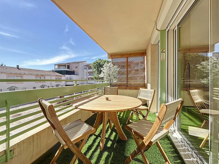 Appartement 2 Chambres Terrasse -3 Min De La Plage - Marseille