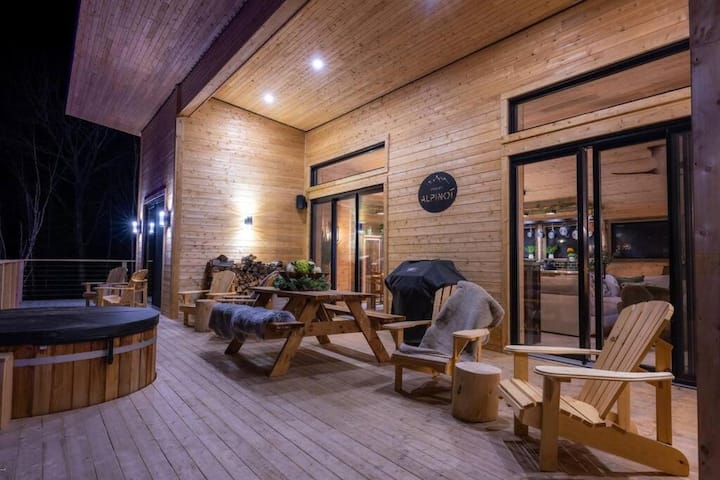 Chalet Alpinot - Spa, Nature & Luxe En Montagne ! - La Malbaie