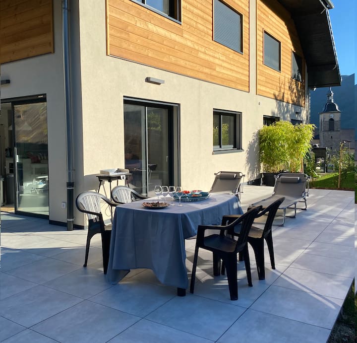 Spacieux Duplex Rez-de-jardin. - Lake Annecy