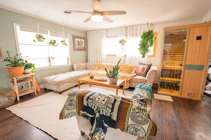 Casa Shizen: A Japanese-inspired Green Escape - Lubbock, TX