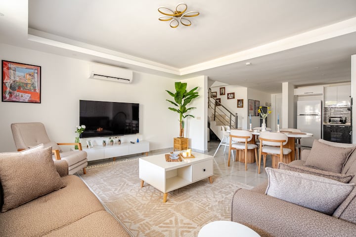 Modern Alanya Stay | Pool, Balcony & Sea View - Avsallar