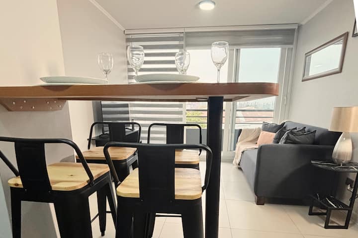 Depto. Con 2 Dormitorios, Cada Uno Con Baño Y Tv. - Independencia