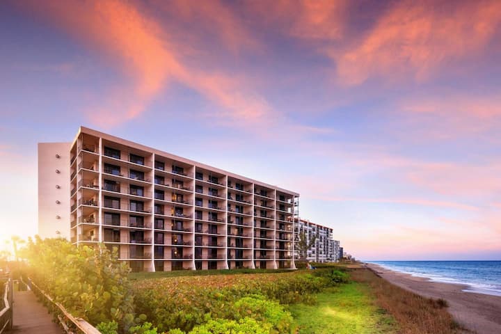 2 Br Vistana Beach Club - Stuart, FL