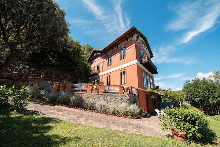 Villa Claudia | Pool, Relax & Tuscan Views - Montecatini Terme