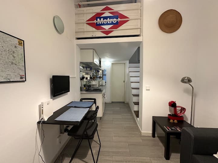 Apartamento En Centro Junto A Tirso De Molina - Madrid