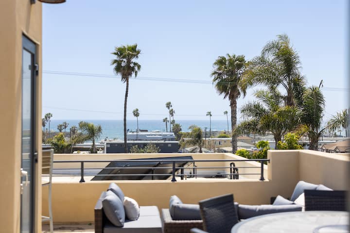 Elegant 3-level Oceanview Getaway In Oceanside - Oceanside, CA