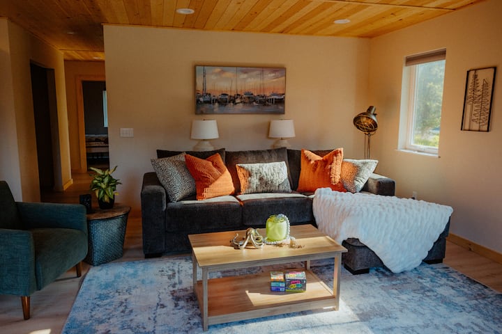 In-town Homer Hideaway 3br/2ba - Homer, AK