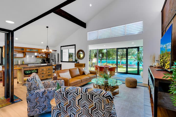 Waterfront Oasis W/ Hot Tub On Private Lake - Tucson, AZ