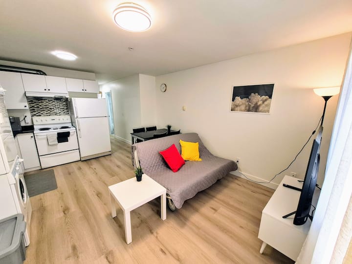 2 Bedroom Ground Floor Guest Suite In Vancouver - Vancouver