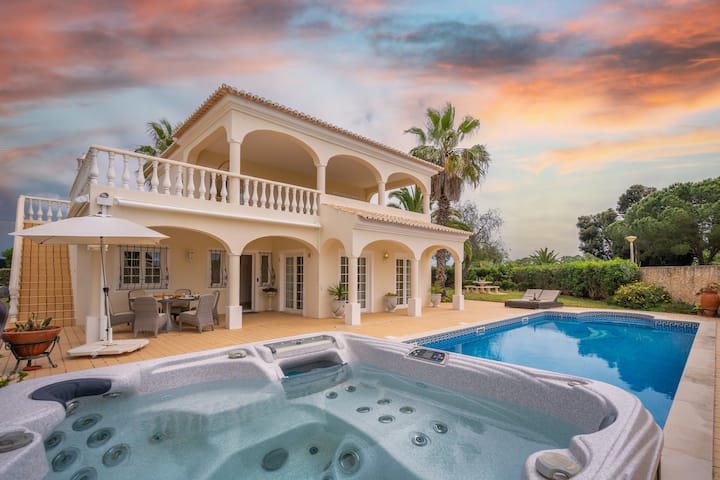 Paraíso Com Piscina E Jacuzzi - Carvoeiro