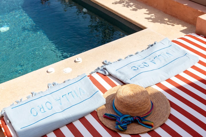 3-bedroom Heritage Suites With Private Entrances - Oia
