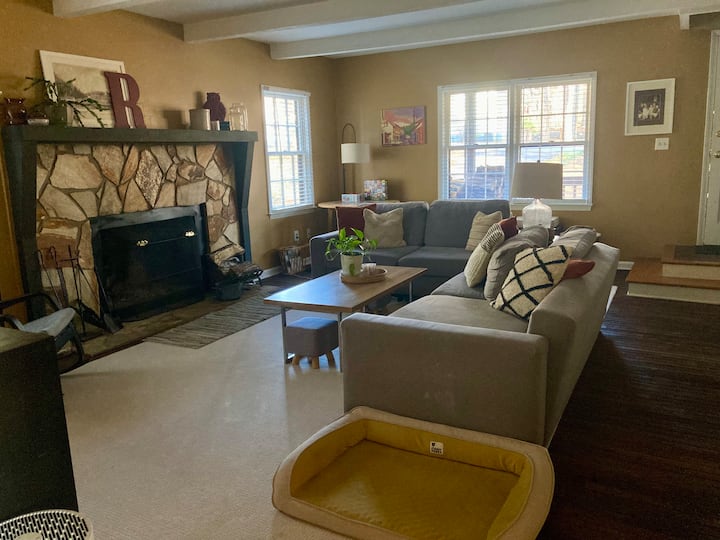 5pts Game Day Hq With Hot Tub - Athens, GA