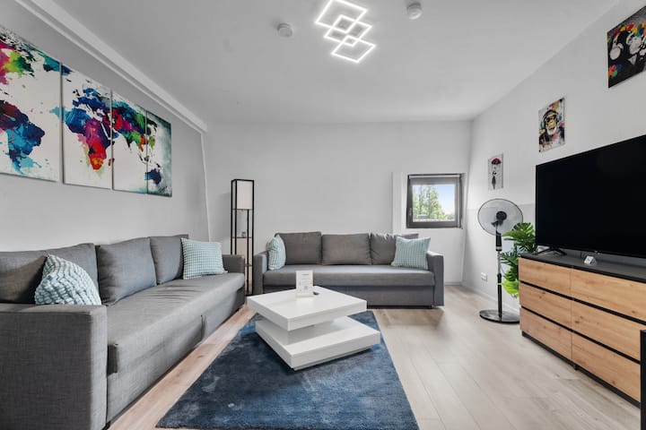 Basic But Comfortable, Big Flat- Fairs, Best Value - Duisbourg