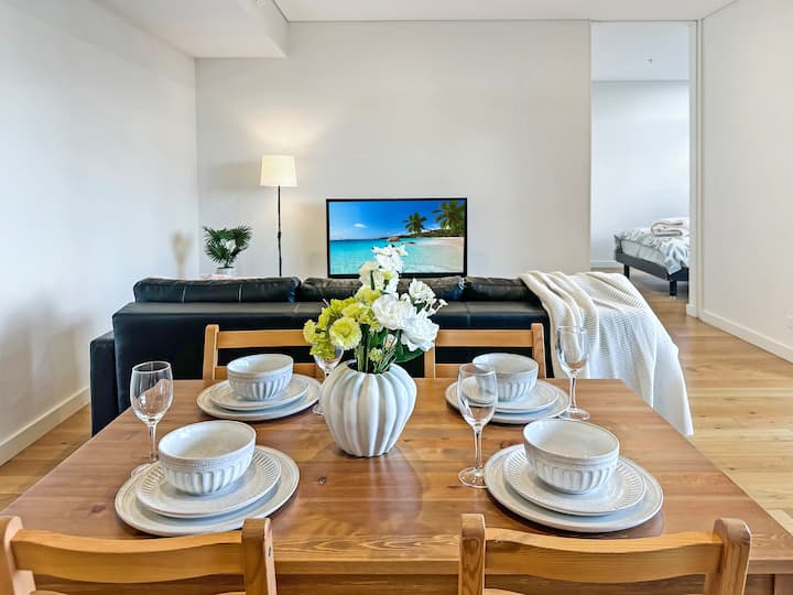 5 Mins Walk To Everything - Macquarie Park - Ryde