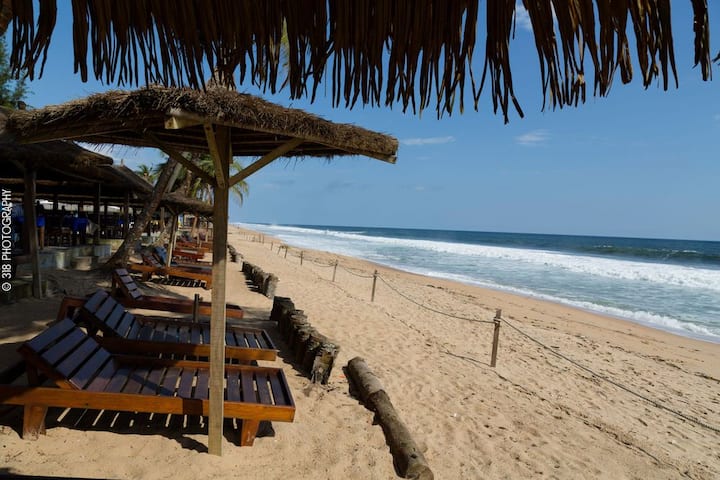 New - Chambre Dans Villa, à 45 Min De La Plage. - Abidjan