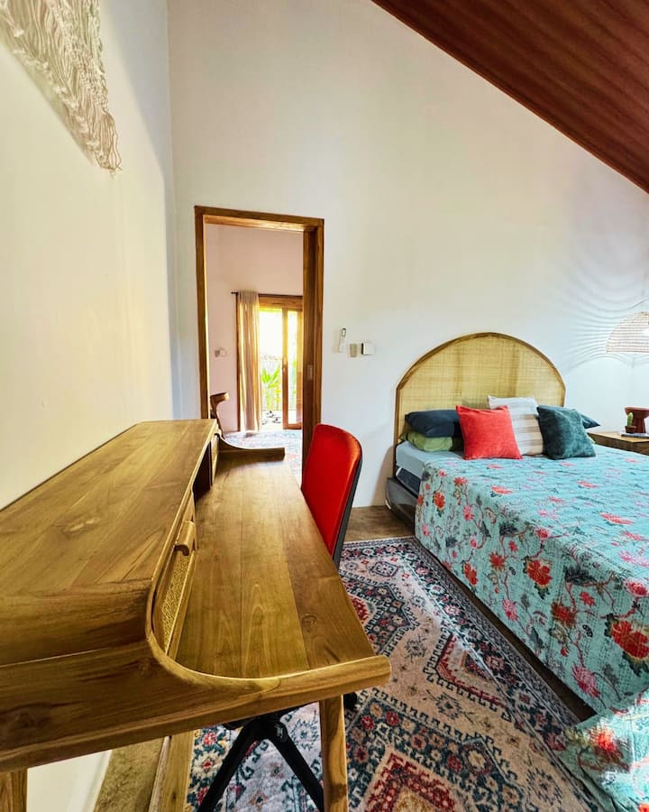 Mewali Guni, 2 Bedroom With Office Tropical Villa - Lombok