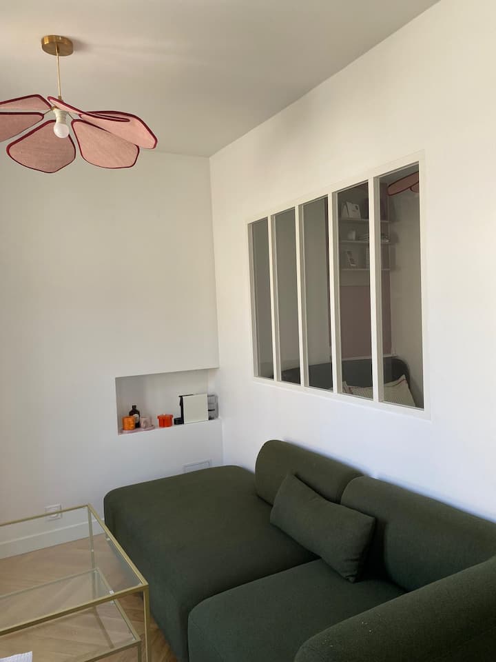Cozy & Modern Apartment Paris 12th - 2 Min Line 6 - París