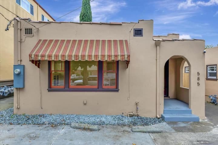 Iconic 2br Spanish Bungalow | Walkable Dt Location - Coyote Road – San Jose