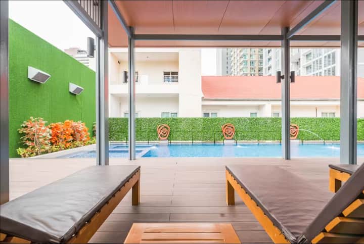 Hz70_2br-3 Min Nana Bts, Wifi1000mbs, Rooftop Pool - Bangkok
