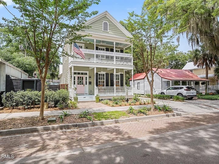 Frogmore Lodge - Downtown Beaufort Apartment - Beaufort, SC