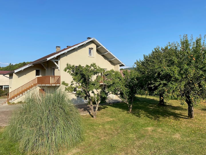 Gîte12 Pers Calme Spacieux Dans Maison Avec Jardin - Besançon