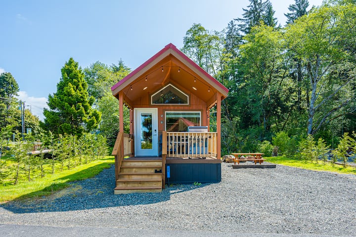 Rainforest Tiny Home Retreat #20 Fishing Cabin - Forks, WA