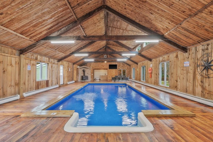 Unique Estate W/indoor Pool +Games Barn - State of New York