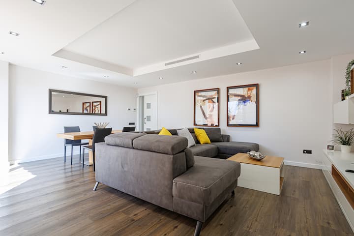 Camp Nou Penthouse Vacacional - Barcelona