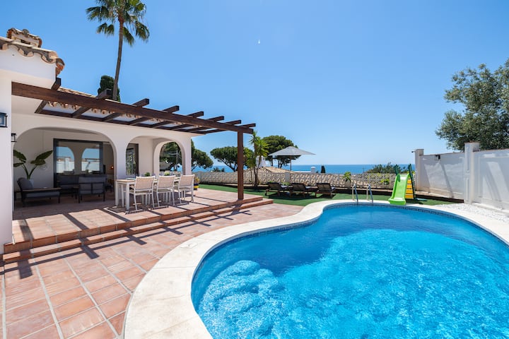 - Villa Estilo Mediterraneo Con Piscina Privada - - Fuengirola