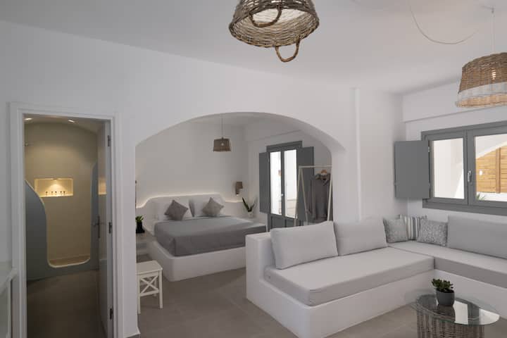The Vine Suites - Aidani Suite - Oia