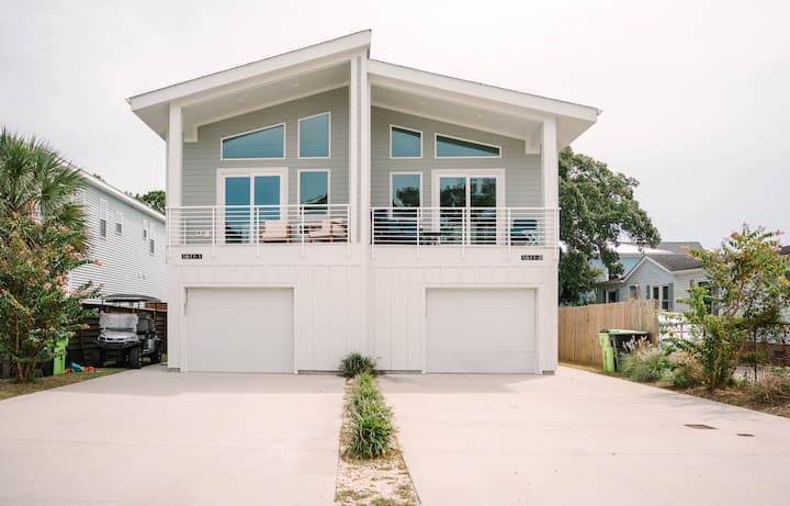 Sea Side - Family Beach Retreat For 9 Guests! - Carolina Beach