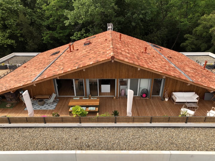 Rooftop Au Calme - 巴約訥