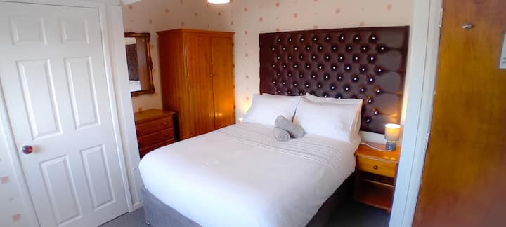 Home And Away Guesthouse Room 5 - Bridlington