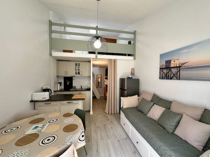 Maison Mitoyenne Avec Jardinet - La Palmyre