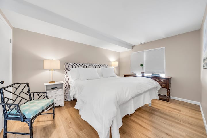 2 Bed + Off-street Parking/central Air On Elmwood - 버펄로