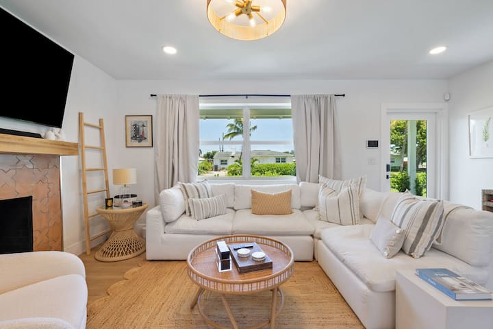 New! The Cozy "Soso" Villa-fully Renovated W/ Pool - West Palm Beach, FL
