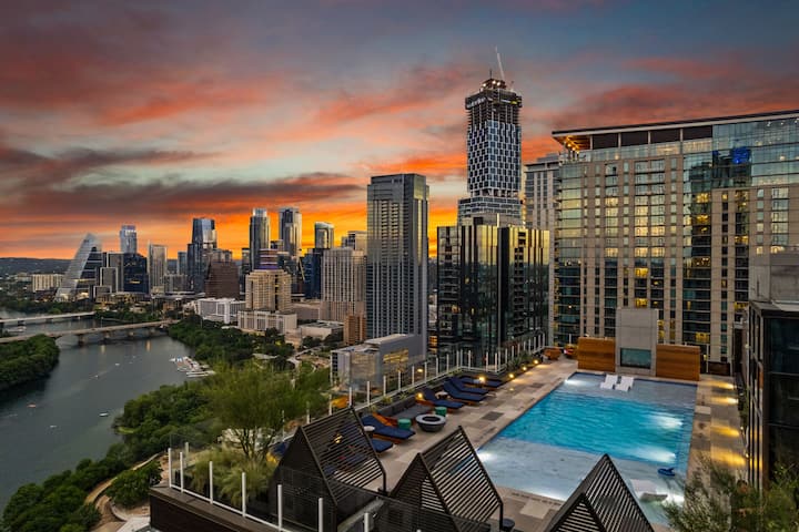 Luxury 2br | Rainey St | Pool Gym | 2.9 Mi Acl - Zilker - Austin