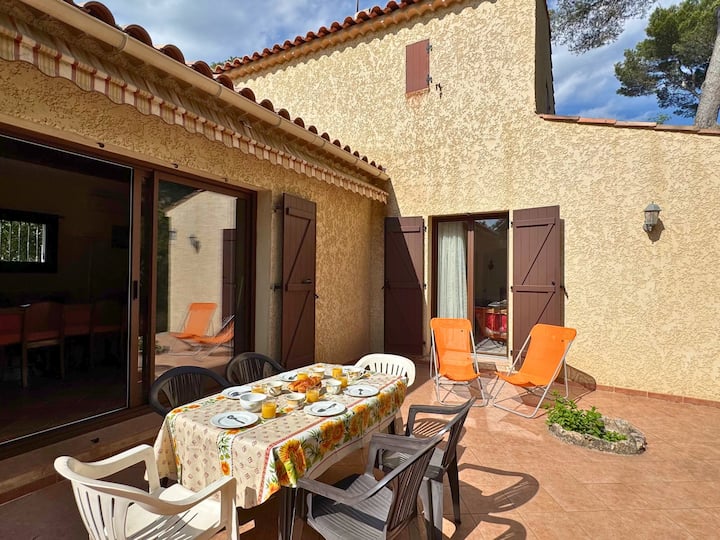 Maison Familiale Provençale Au Calme, Proche Plage - Fréjus