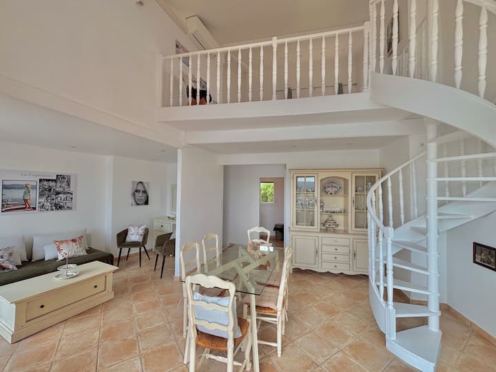 Les Tropéziennes - Chic Triplex Balcon Vue Marina - Gassin