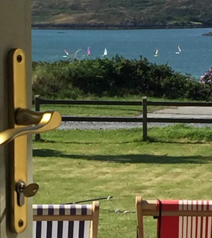 West Cork Hideaway, Spectacular Island Views! - Skibbereen