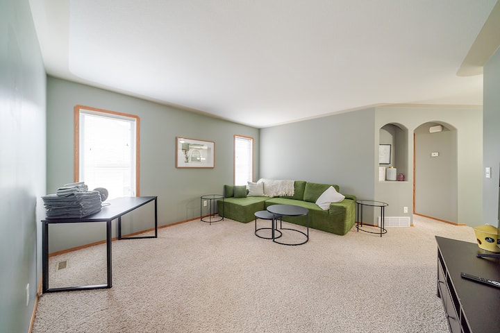 5br Home | 2 Self-contained Units, Work Crews - 紅鹿市