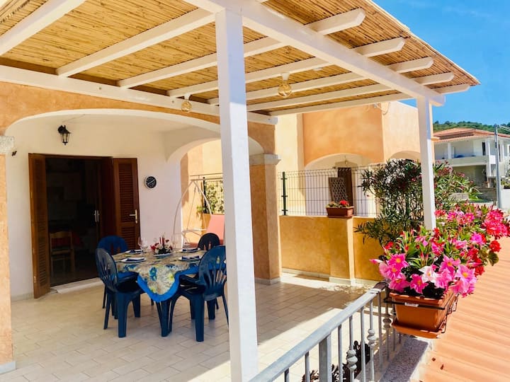 Sa Domo De Diana 
Host Mauro - Posada